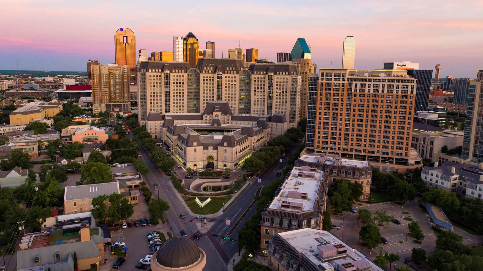 The Crescent - Office | Crescent Real Estate LLC